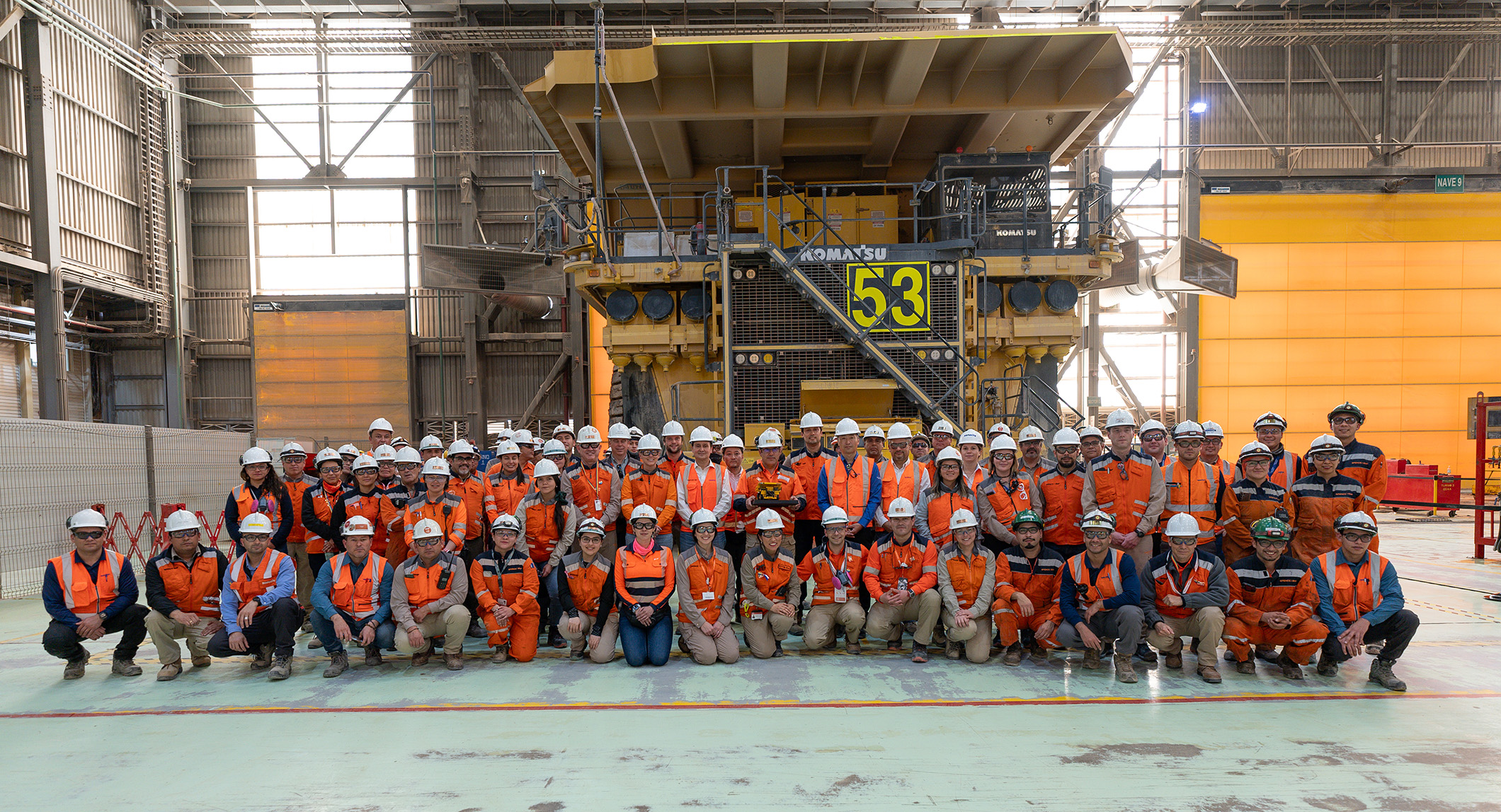 Spence | BHP celebra 3 meses de operación 100% autónoma con visita de ...